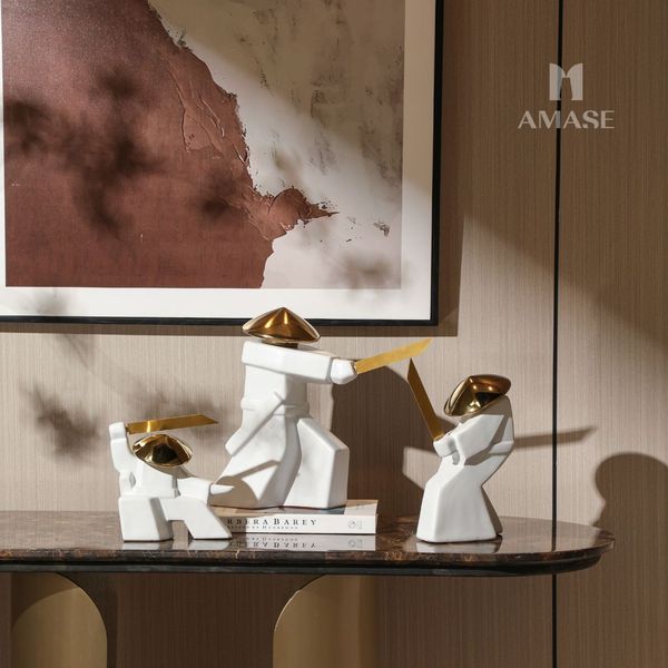 Tượng Decor Swordsman – AMASE - Modern and Elegant Decor