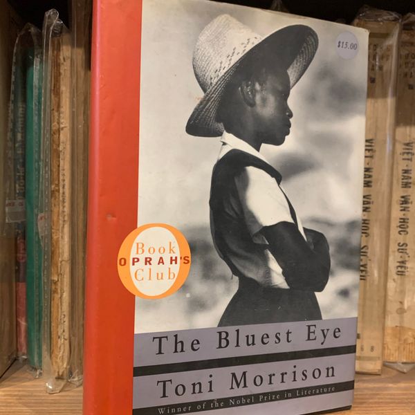 THE BLUEST EYES - Toni Morrison – Momo Bookstore