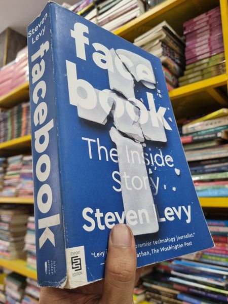 FACEBOOK : THE INSIDE STORY - Steven Levy – Momo Bookstore