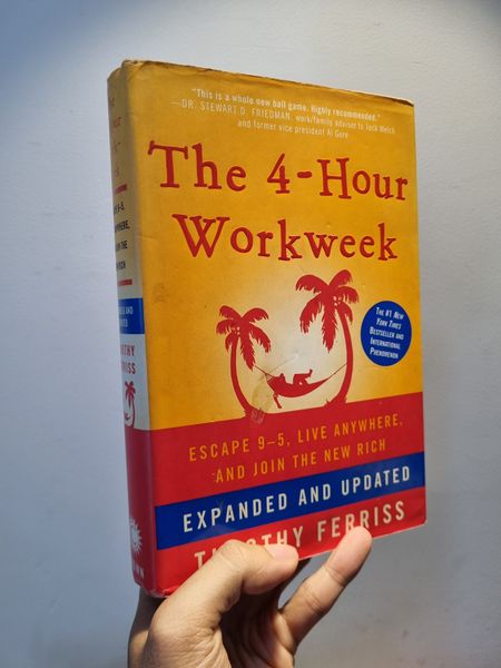 THE 4-HOUR WORKWEEK : Escape 9-5, Live Anywhere, And Join The New Rich – Momo Bookstore