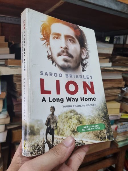 LION : A LONG WAY HOME : YOUNG READERS' EDITION - Saroo Brierley – Momo ...