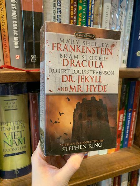 Frankenstein / Dracula / Dr. Jekyll and Mr. Hyde by Mary / Stoker, Bra – Momo Bookstore