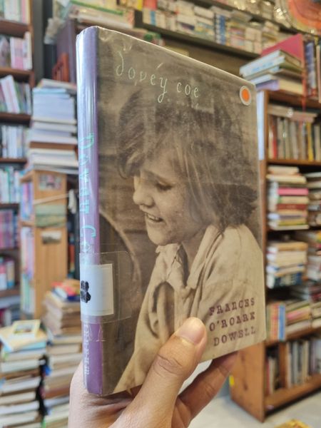 DOVEY COE - Frances O'Roark Dowell – Momo Bookstore