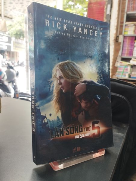 LÀN SÓNG THỨ 5 - RICK YANCEY – Momo Bookstore