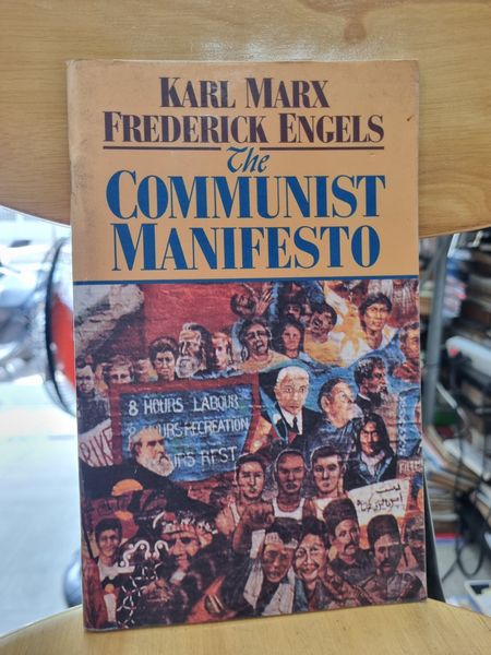 THE COMMUNIST MANIFESTO : KARL MARX & FREDERICK ENGELS – Momo Bookstore