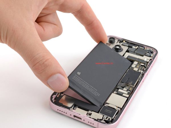 Thay pin - Battery iPhone 15 chính hãng Apple – iCenter.vn