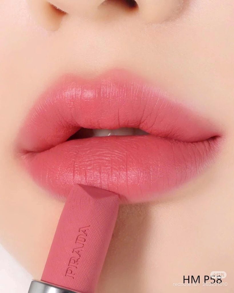 Son Prada Monochrome Hyper Matte P58 Tamaris – Thế Giới Son Môi