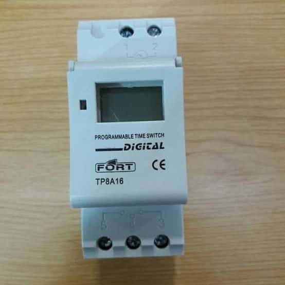 Bộ định thời timer Fort TP8A16 1m-168h 220V
