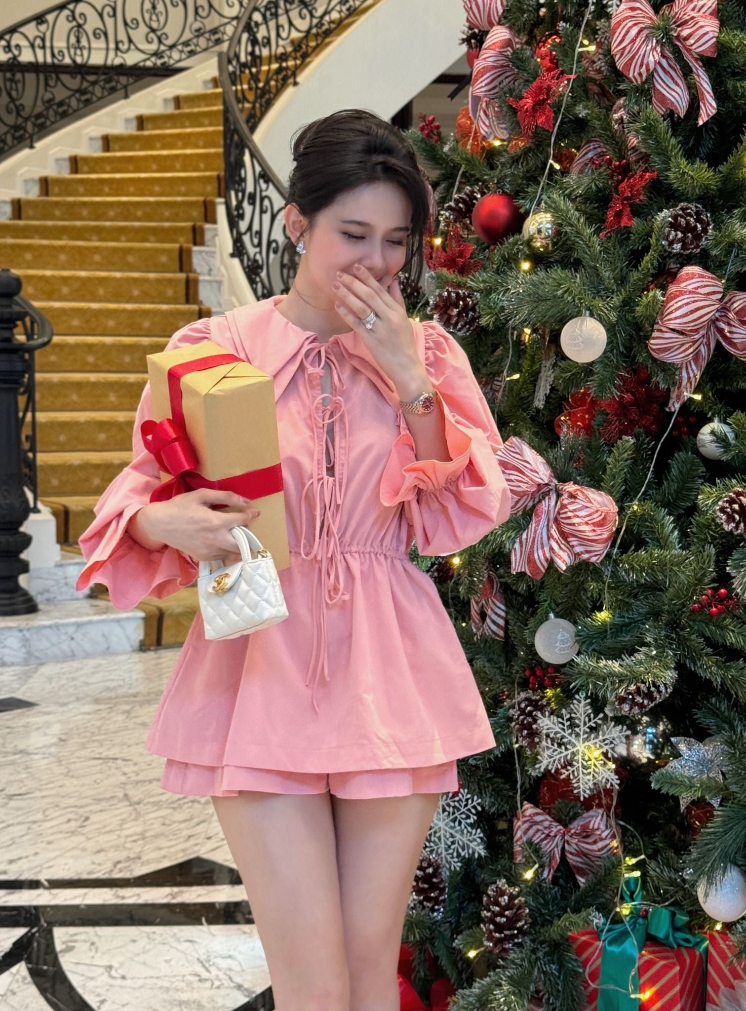 Đầm Ngắn Long Pump Sleeves Front String – SomeHow