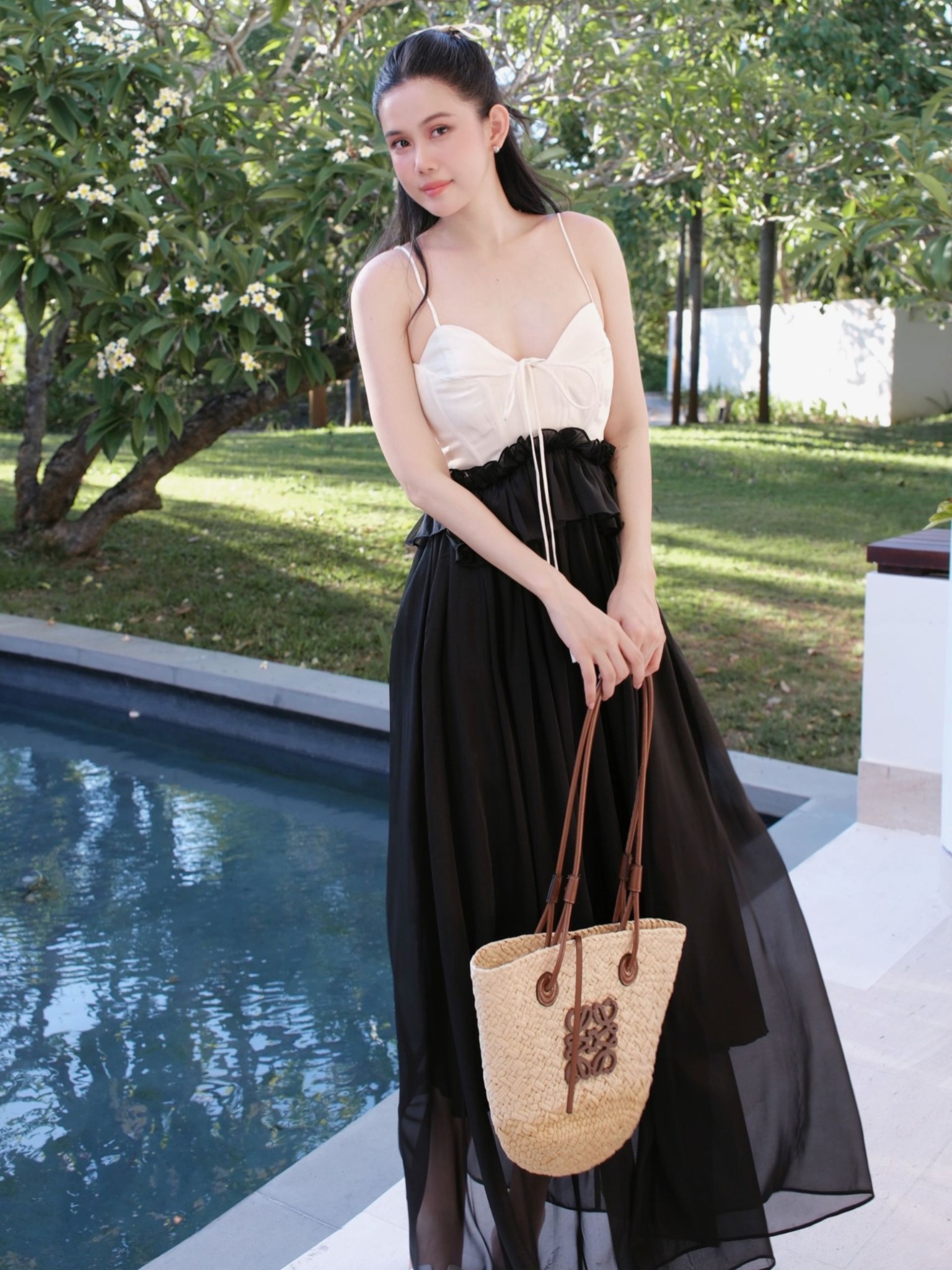 Đầm Dài Lace Layers String Top – SomeHow