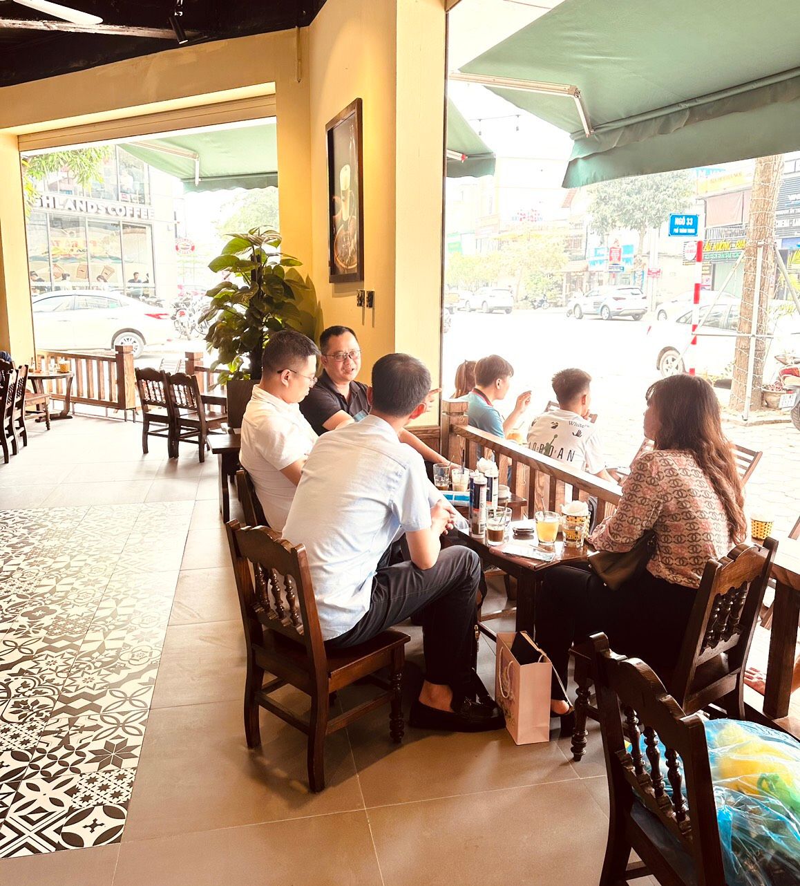 Loa cho AHA CAFE 35 THÀNH TRUNG – Goldsound.vn: Loa cafe, nhà hàng ...