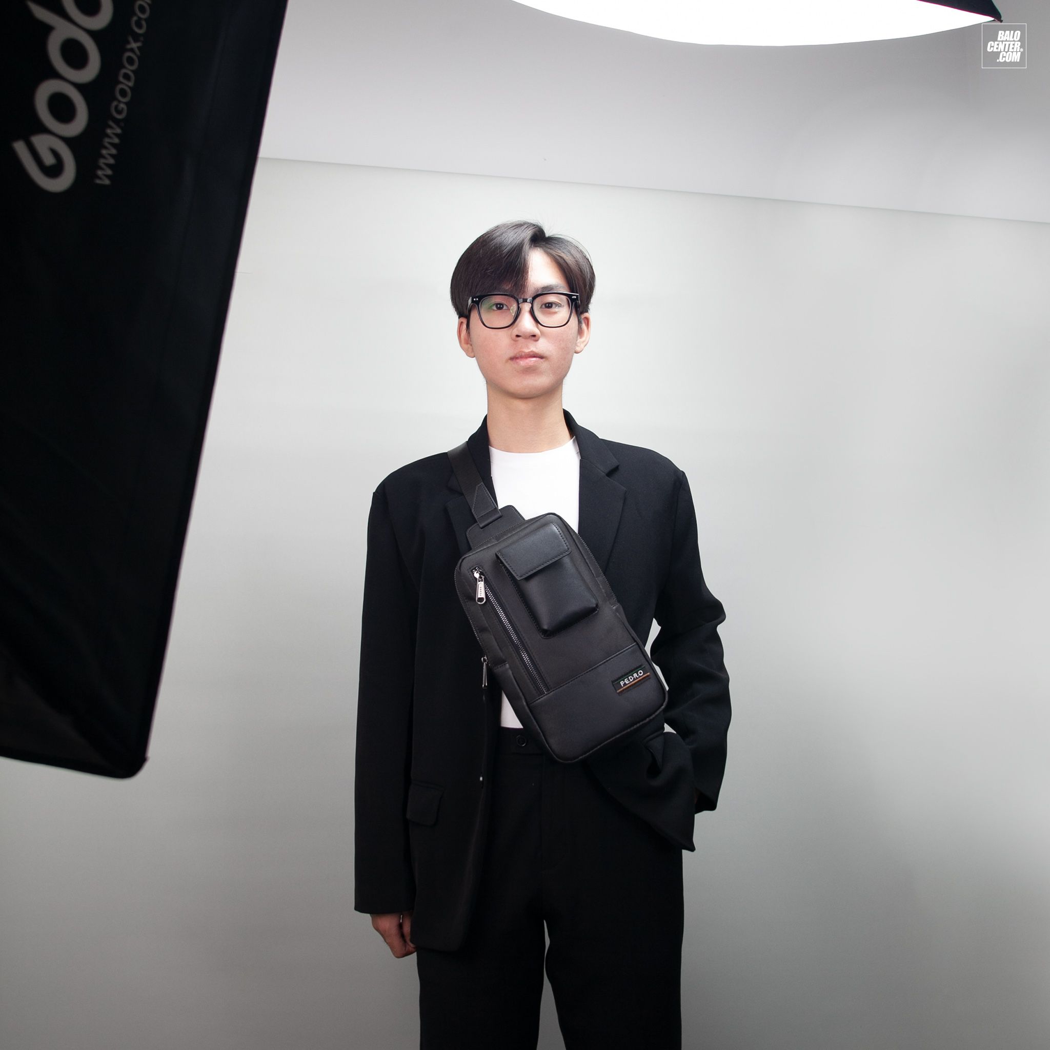 Pedro Sling Bag Black PM2-26320153 | BaloCenter.com – BaloCenter.com ...