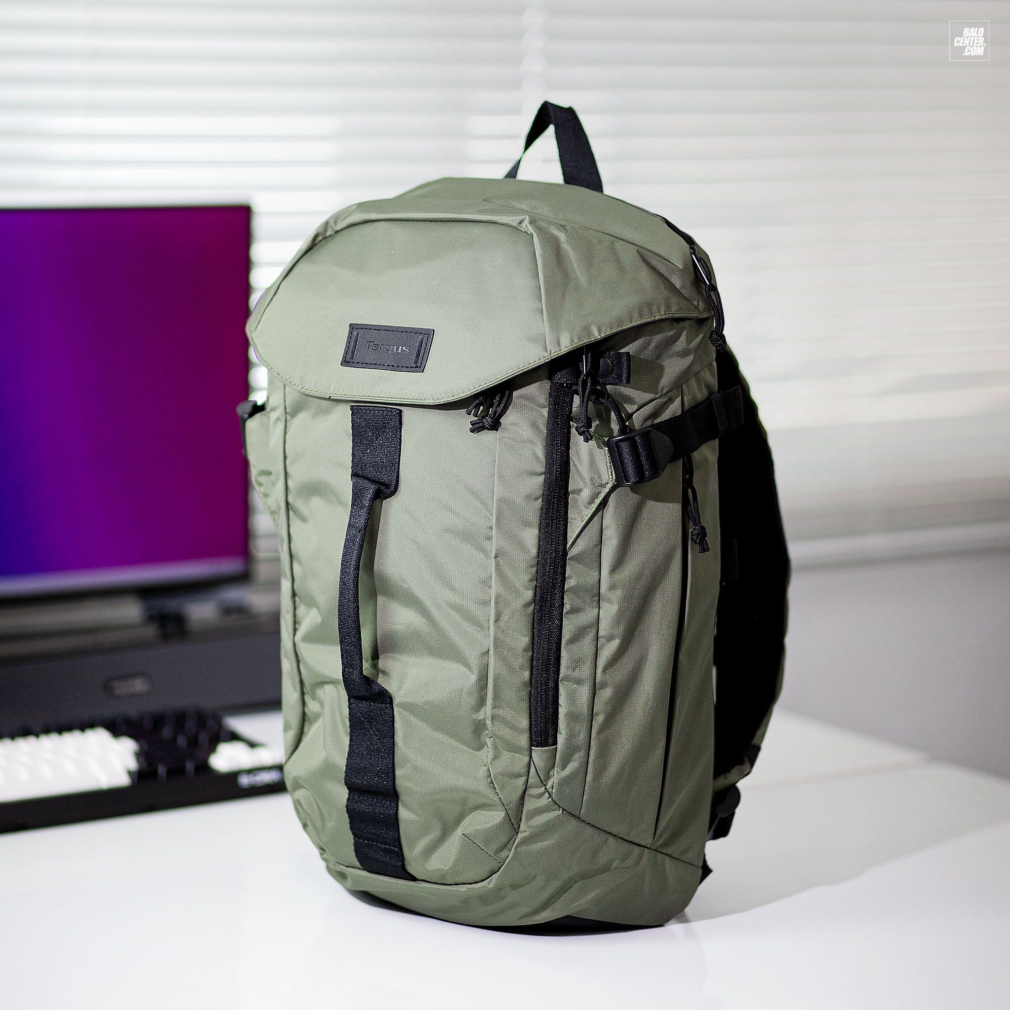 Targus Sol-Lite 15.6" Laptop Olive Green TSB97102 | BaloCenter.com ...