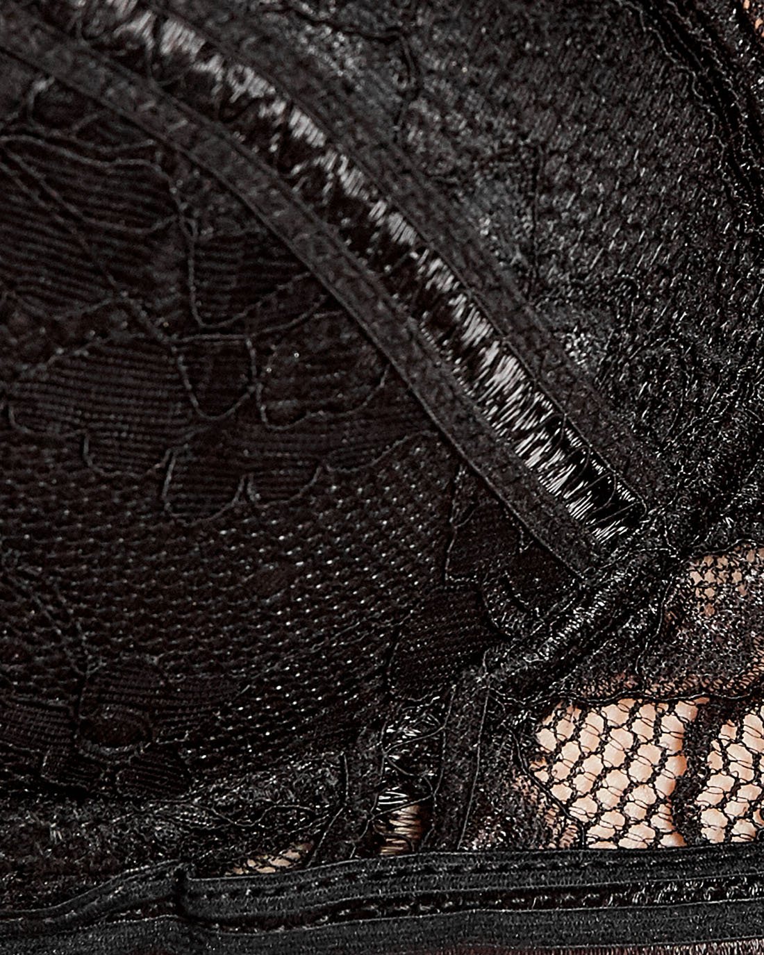 Nguyên bộ Black Lace Keyhole bra set – Viviane Vietnam