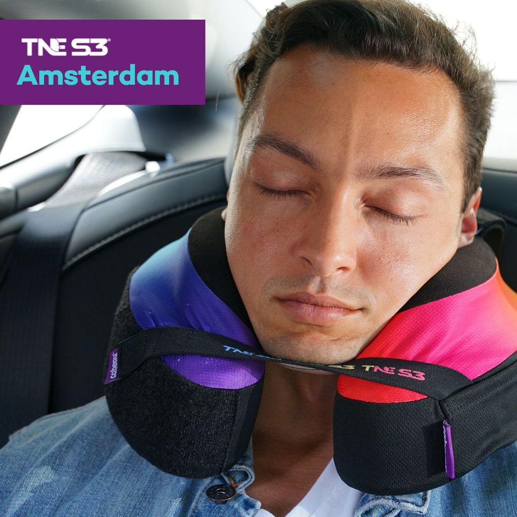 Gối chữ u đi máy bay cao cấp Cabeau The Neck’s Evolution S3 (TNE)