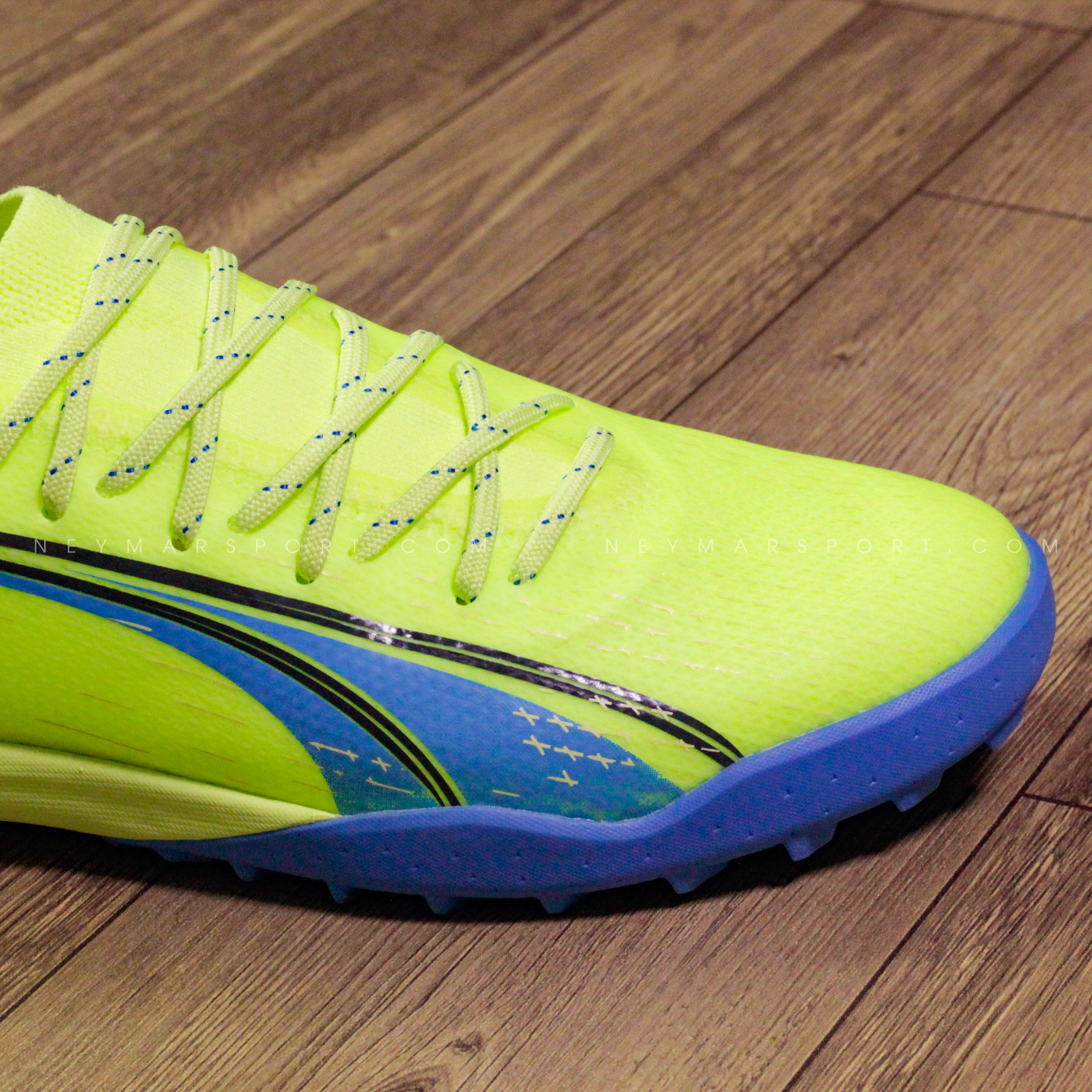 PUMA Ultra Ultimate Cage - Fizzy Light/Parisian Night/Blue Glimmer ...
