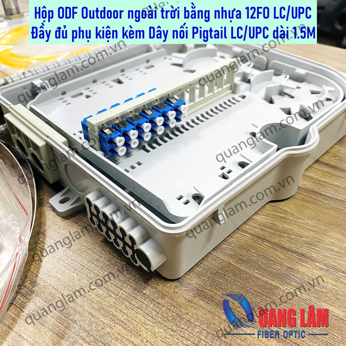 Hộp ODF Outdoor ngoài trời phối quang bằng nhựa 12FO LC/UPC - Đầy đủ p ...