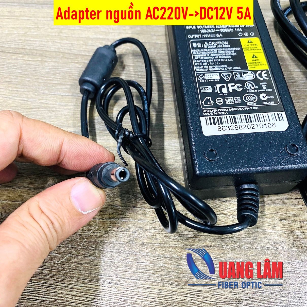 Adapter nguồn AC220V -> DC12V 5A – Công ty TNHH Công Nghệ Quang Lâm