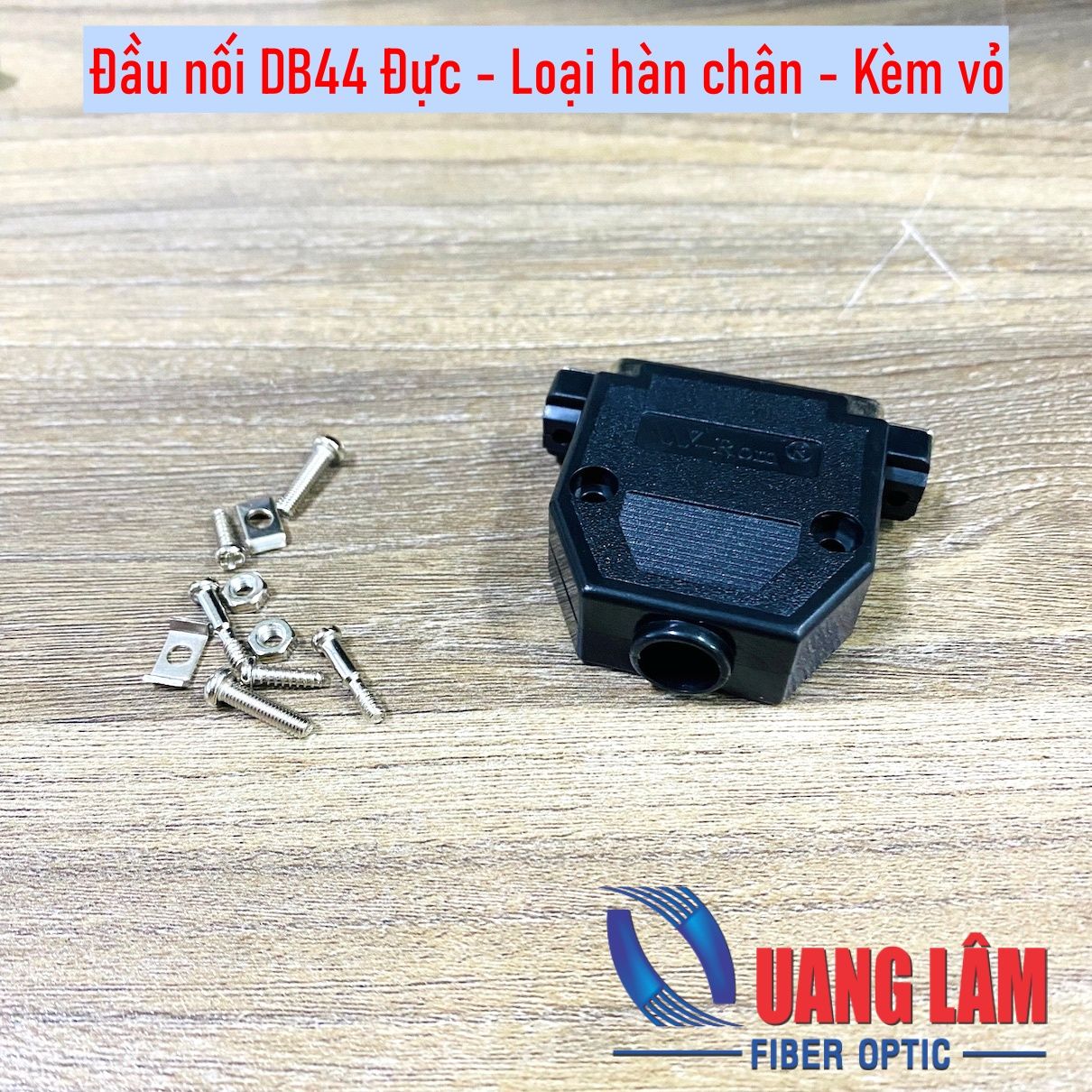 Đầu nối DB44 loại hàn chân - Đầu đực dùng cho đấu nối Servo – Công ty TNHH Công Nghệ Quang Lâm
