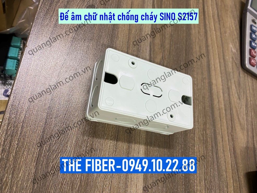 Đế âm đơn chống cháy dùng cho mặt chữ nhật SINO S2157 ( 105x60x40 ...