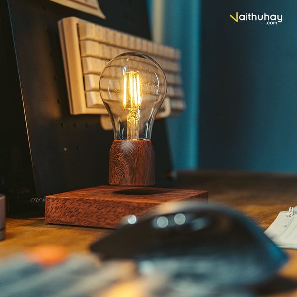 Bóng đèn lơ lửng tiết kiệm năng lượng – Vài Thứ Hay