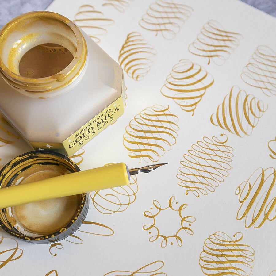 Mực Kuretake Mica Ink, Gold/ Silver – Taipoz