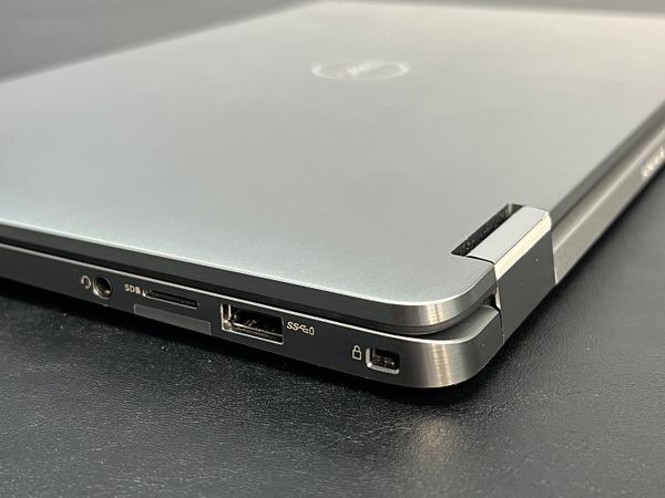 Dell Latitude 9410 2in1 i7-10610 16GB 512GB FHD Cảm Ứng – EDG.VN