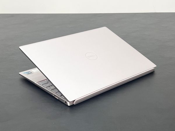 Dell Inspiron 5320 i5-1240P 16GB 512GB QHD+ – EDG.VN