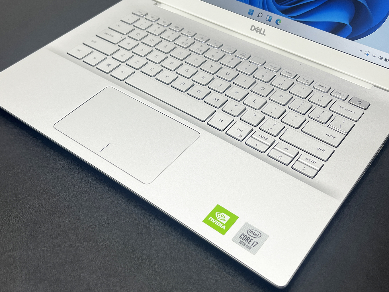 Dell Inspiron 5490 Core i7-10510 8GB 1TB VGA 2GB FHD – EDG.VN