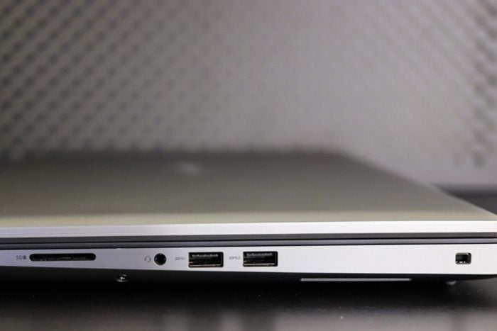 Precision 7560 | Dell Precision 7560 máy trạm nhập Mỹ giá sốc tại LSB