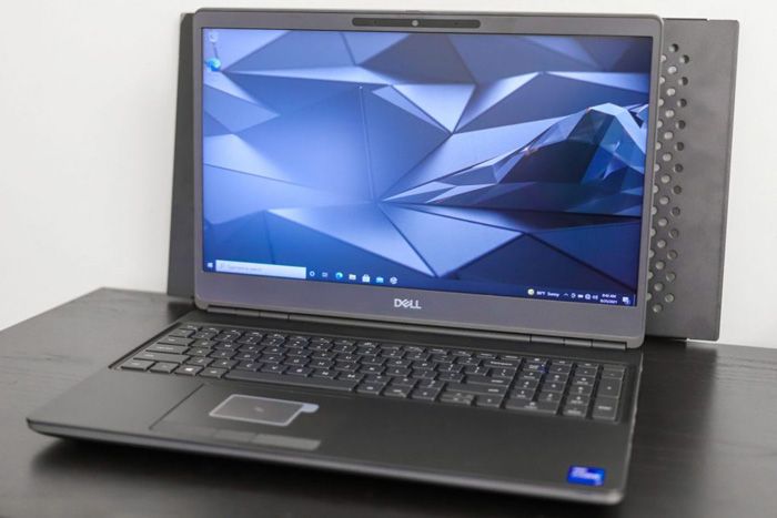 Dell Precision 7560 Nvidia RTX A2000, Nvidia RTX A3000, RTX A4000 – LSB