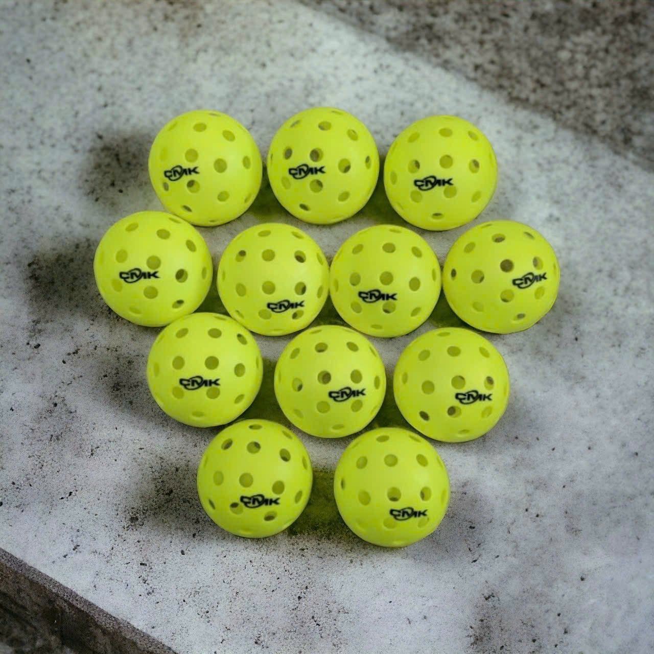 Banh Bóng Pickleball CMK – 40 – THỂ THAO PHƯỢNG SPORT