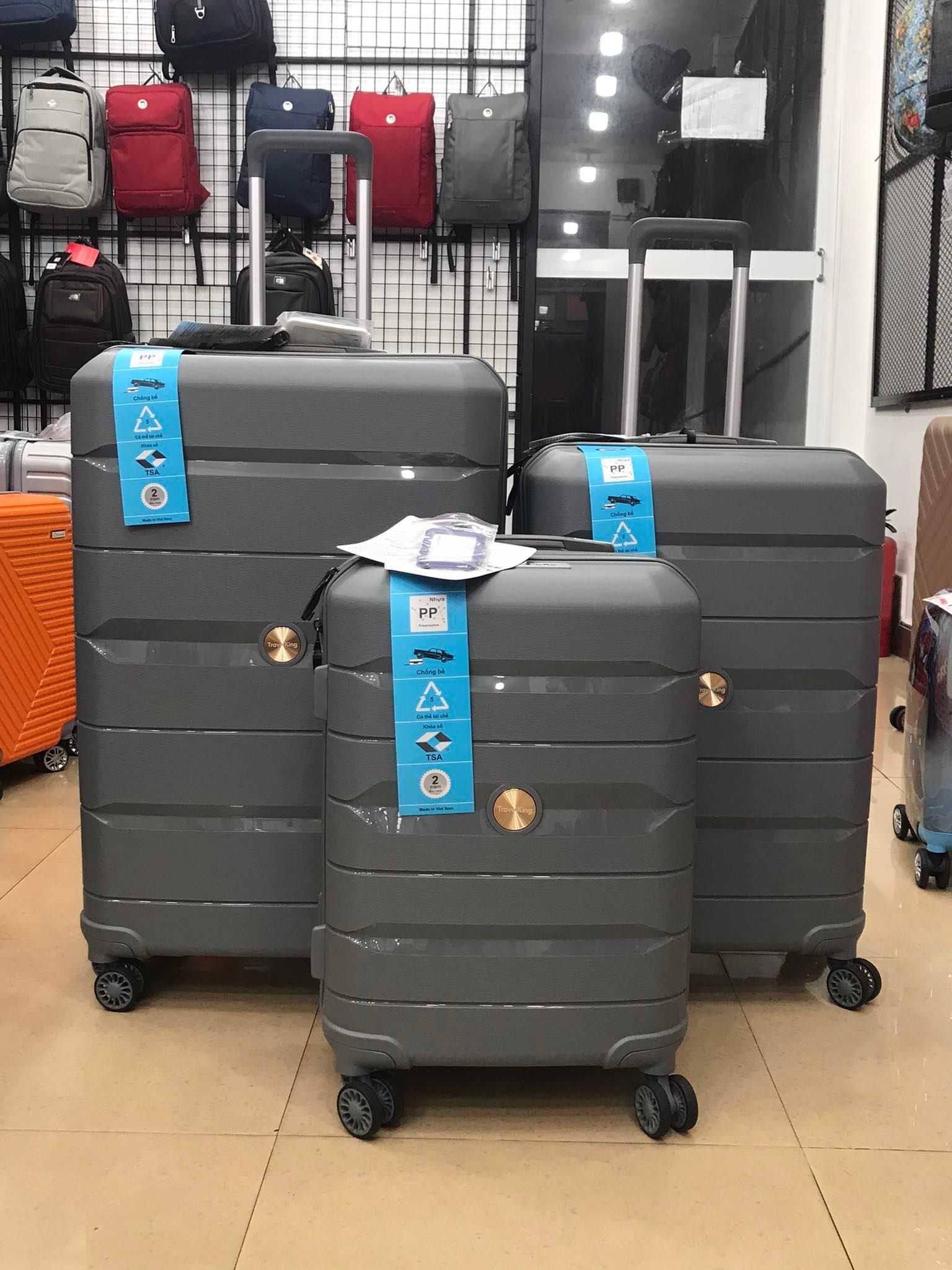 Vali Chống Bể 100% PP883 Size 24 Xám Chì – Balo Chính Hãng