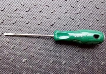 Tuốc nơ vít dẹp 3.2mm x 75mm Sata 62-202 (62202)
