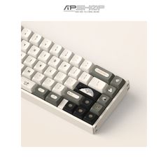 Bàn phím IQUNIX F65 Hitchhiker RGB/ Layout 65%/ 3 Mod | Chính hãng ...