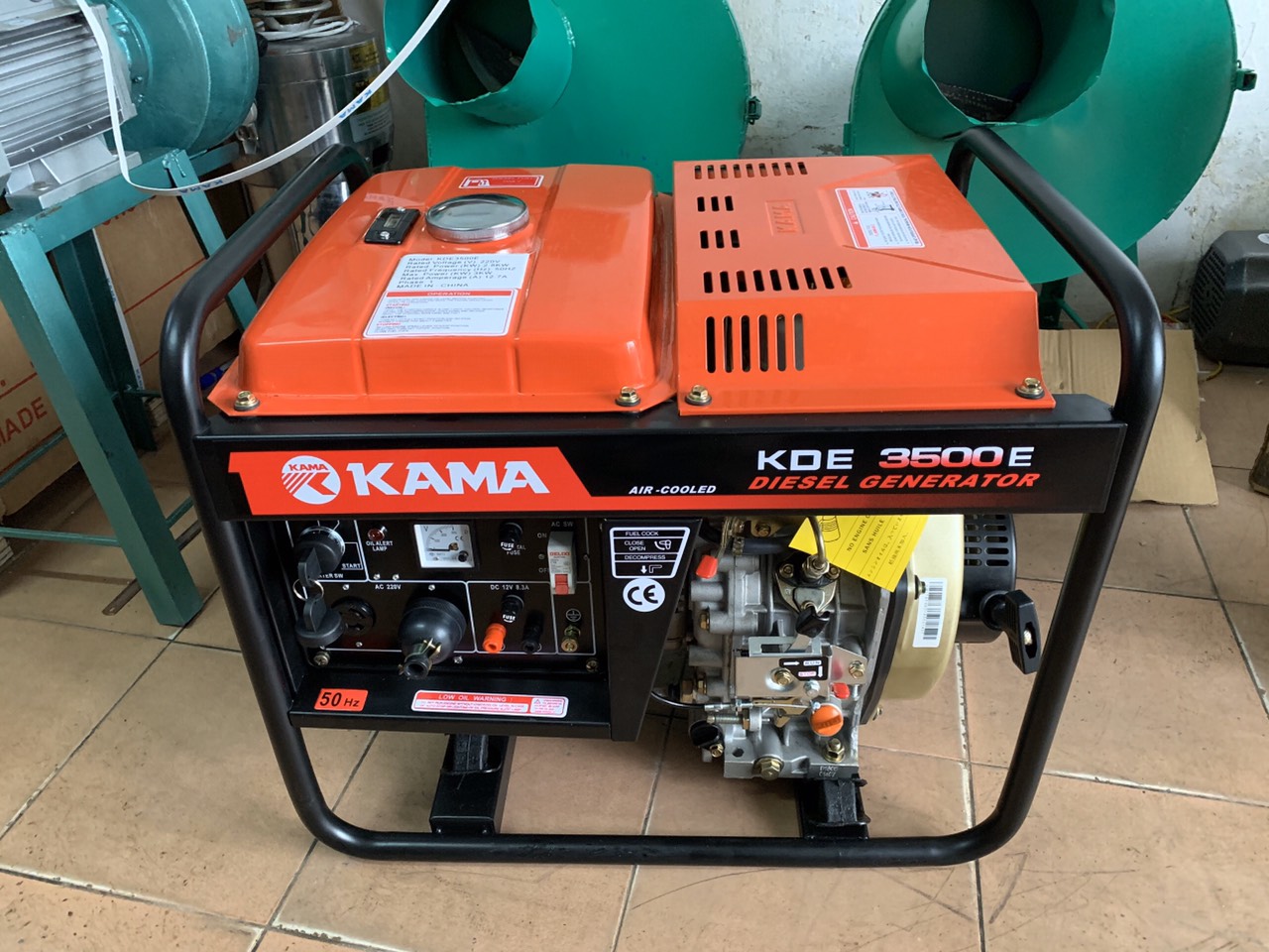 Máy phát điện KAMA KDE3500E – UuNong.vn