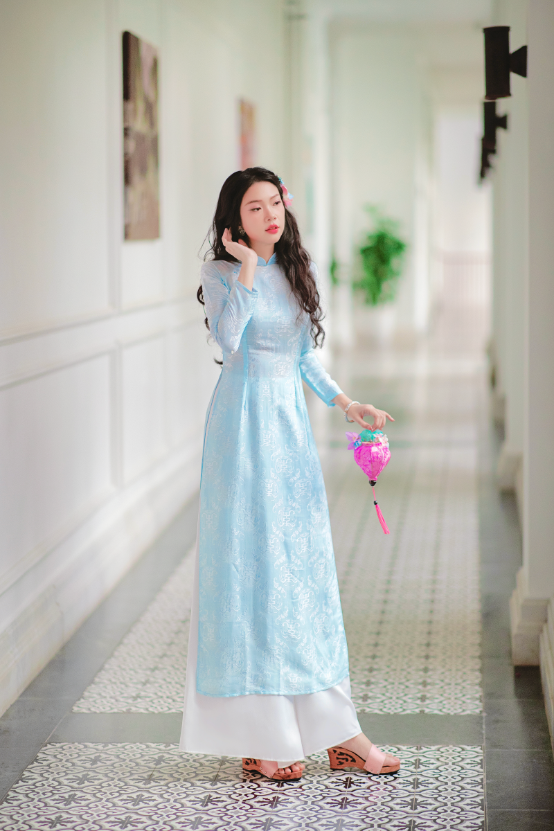 Áo dài lụa tơ tằm Truyền thống Phúc Thọ - Xanh biển nhạt