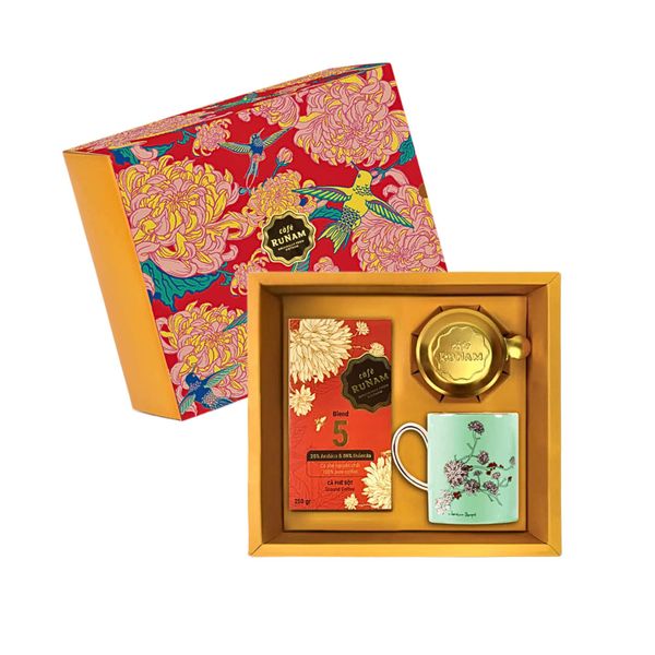 Bộ quà tặng Tân Xuân 1 cà phê kèm phin và ly gốm RuNam – FARMERS MARKET