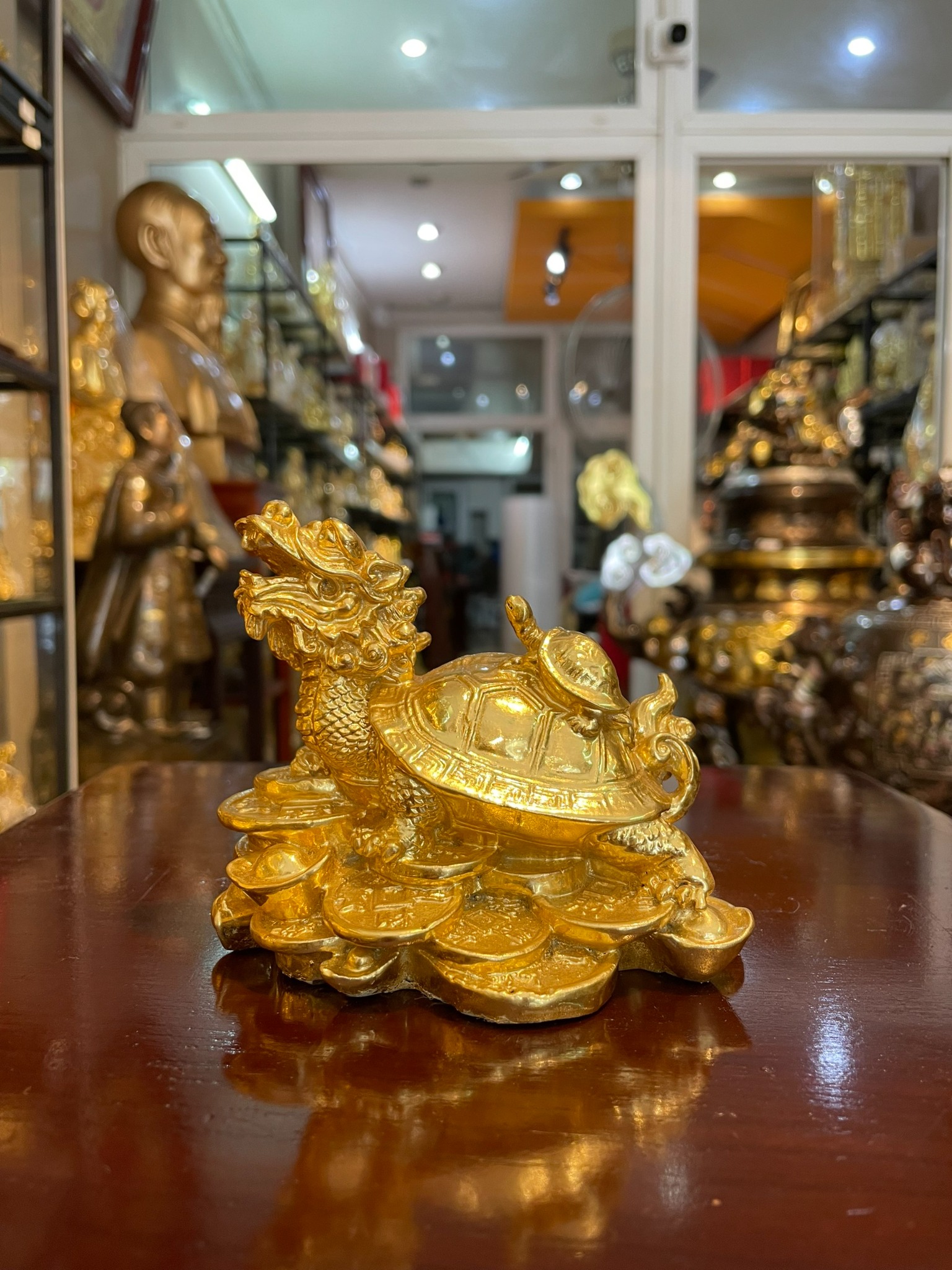 Tượng long quy cõng con dát vàng 24K Cao 9 ngang 11 sâu 8 – Đồng Phong Thủy