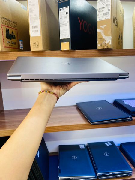 Dell Precision 5470 – Tất Thành Laptop