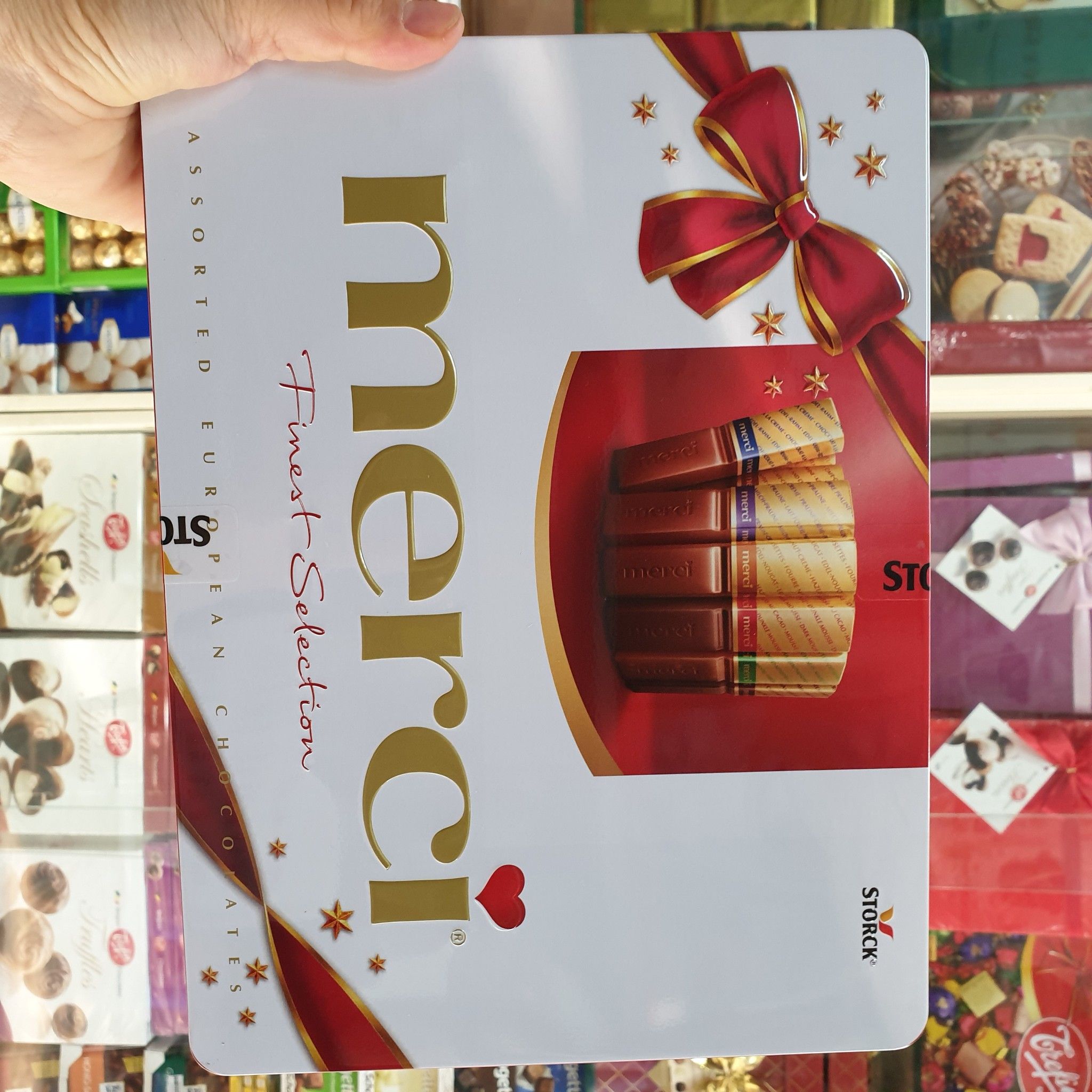 Sô cô la Merci Finest selection hộp sắt 500g (Chocolate ...