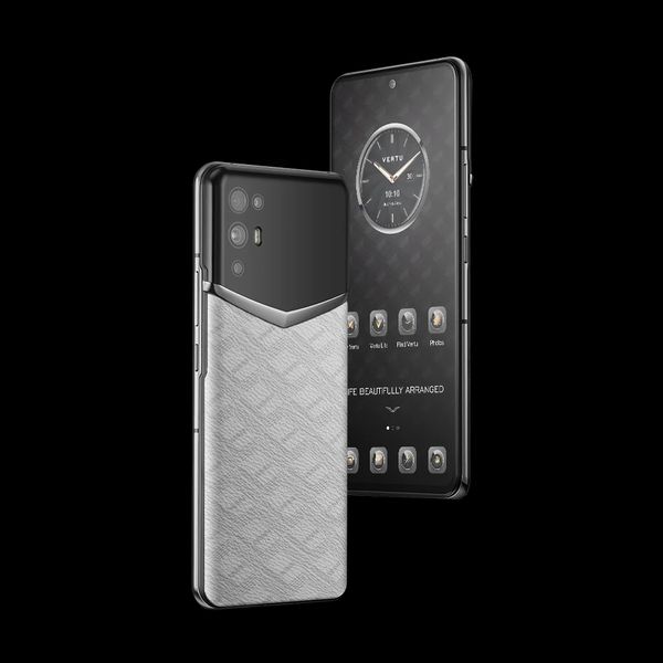 iVERTU Monogram Canvas Leather 5G Phone -White – TIẾN THÀNH BEAUTY