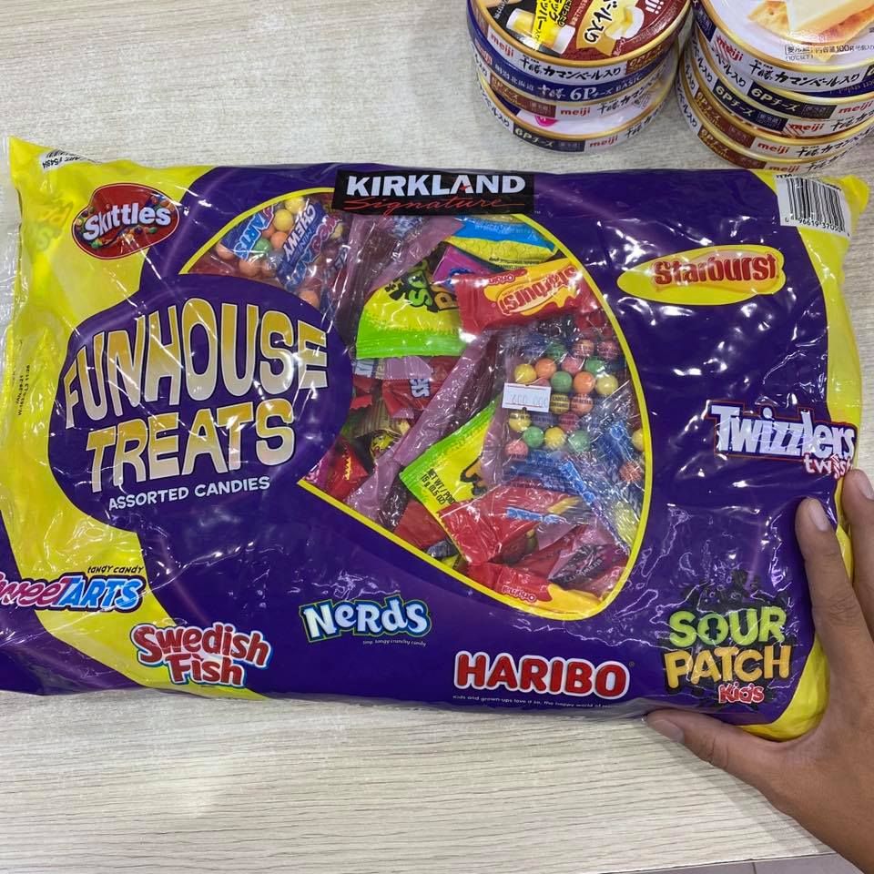 Kẹo trái cây Kirkland Funhouse Treats Assorted Candies 2.61 kg của Mỹ ...