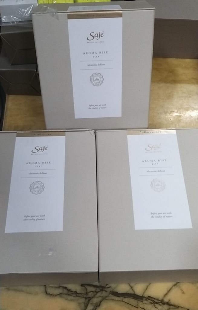 Máy xông tinh dầu mini Aroma Rise Desert Rose Ultrasonic Diffuser Saje ...