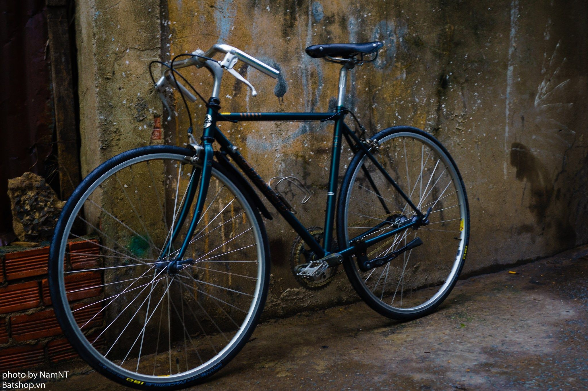 Xe đạp Road Giant Kronos – B.A.T Shop - Bike and Travel