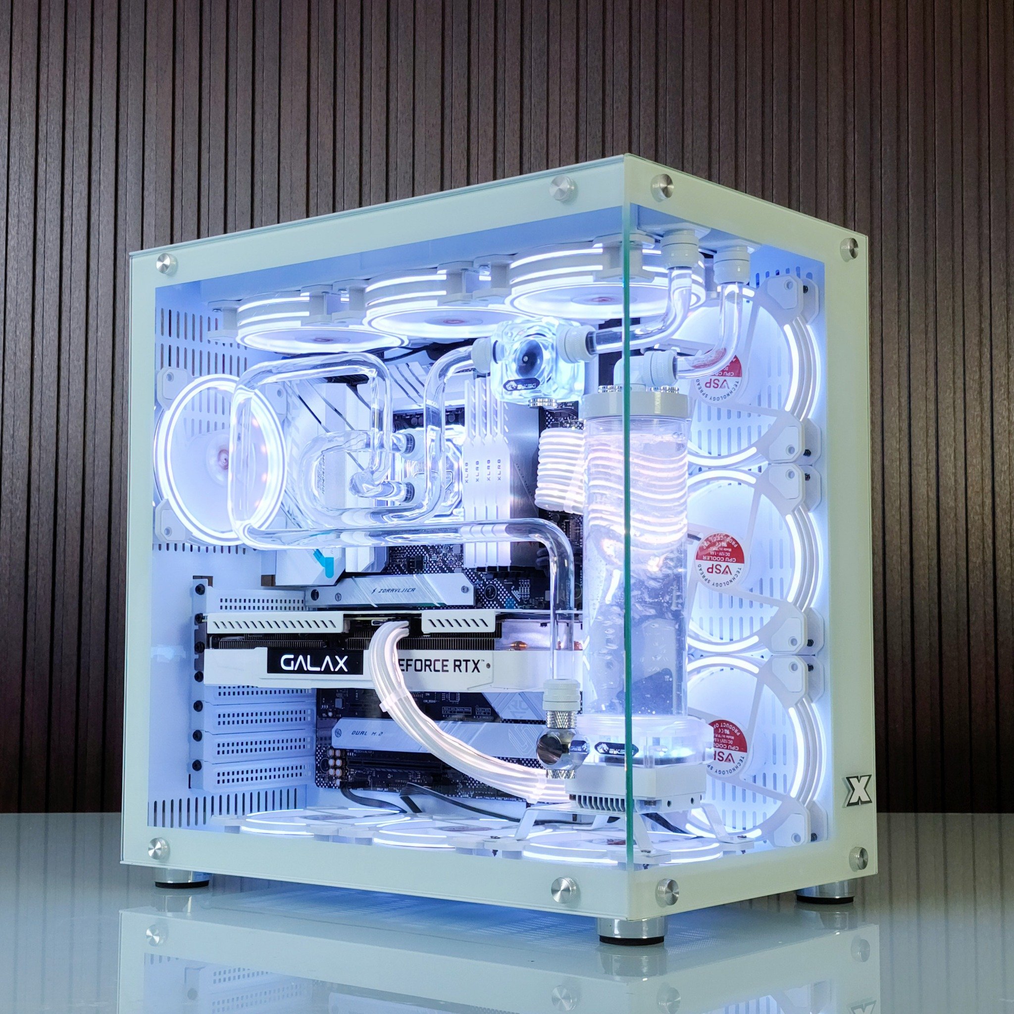 Custom Water Cooling Pc All White