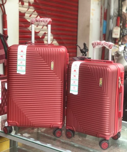 Vali 24in nhựa đỏ đô 515