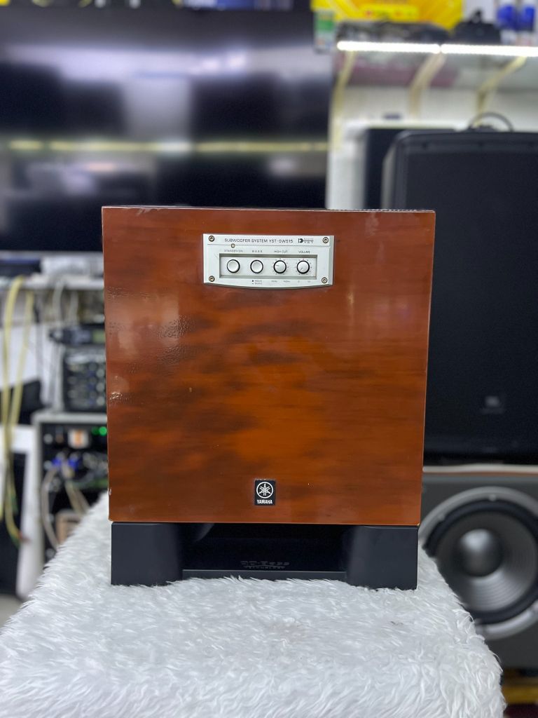 Loa Sub YAMAHA YST-SW 515 Hàng đã qua sử dụng