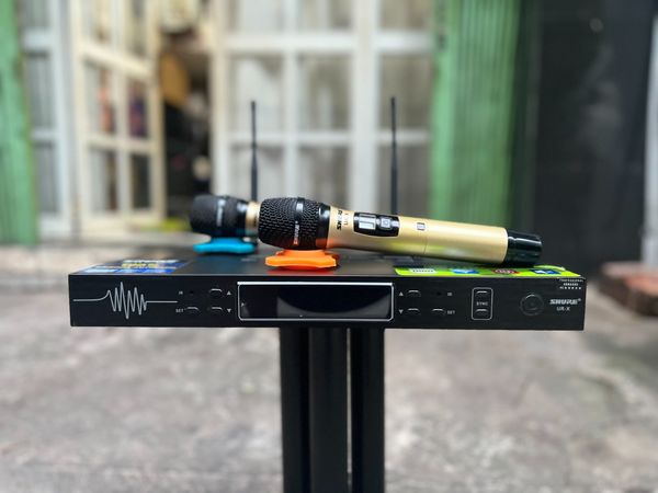 Micro SHURE UR-X Hàng bãi còn rất mới đẹp đến 95%