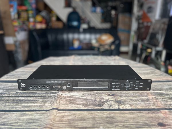 Vang Số GM Audio EFF-900D-8 Hàng bãi xịn sò lắm